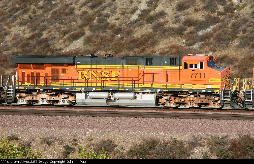 BNSF 7711